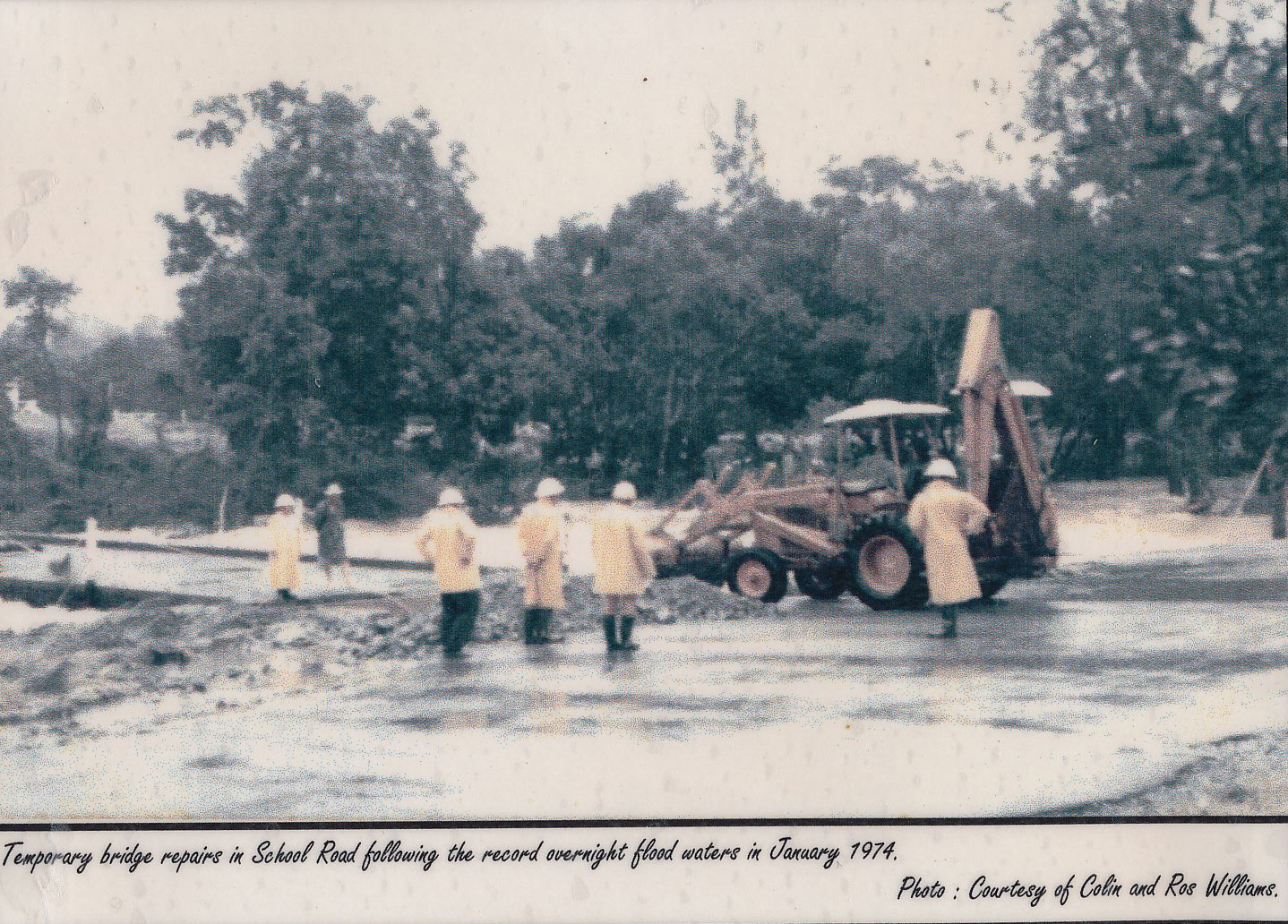 Floods 1974 School Road – The Gap Historical Society